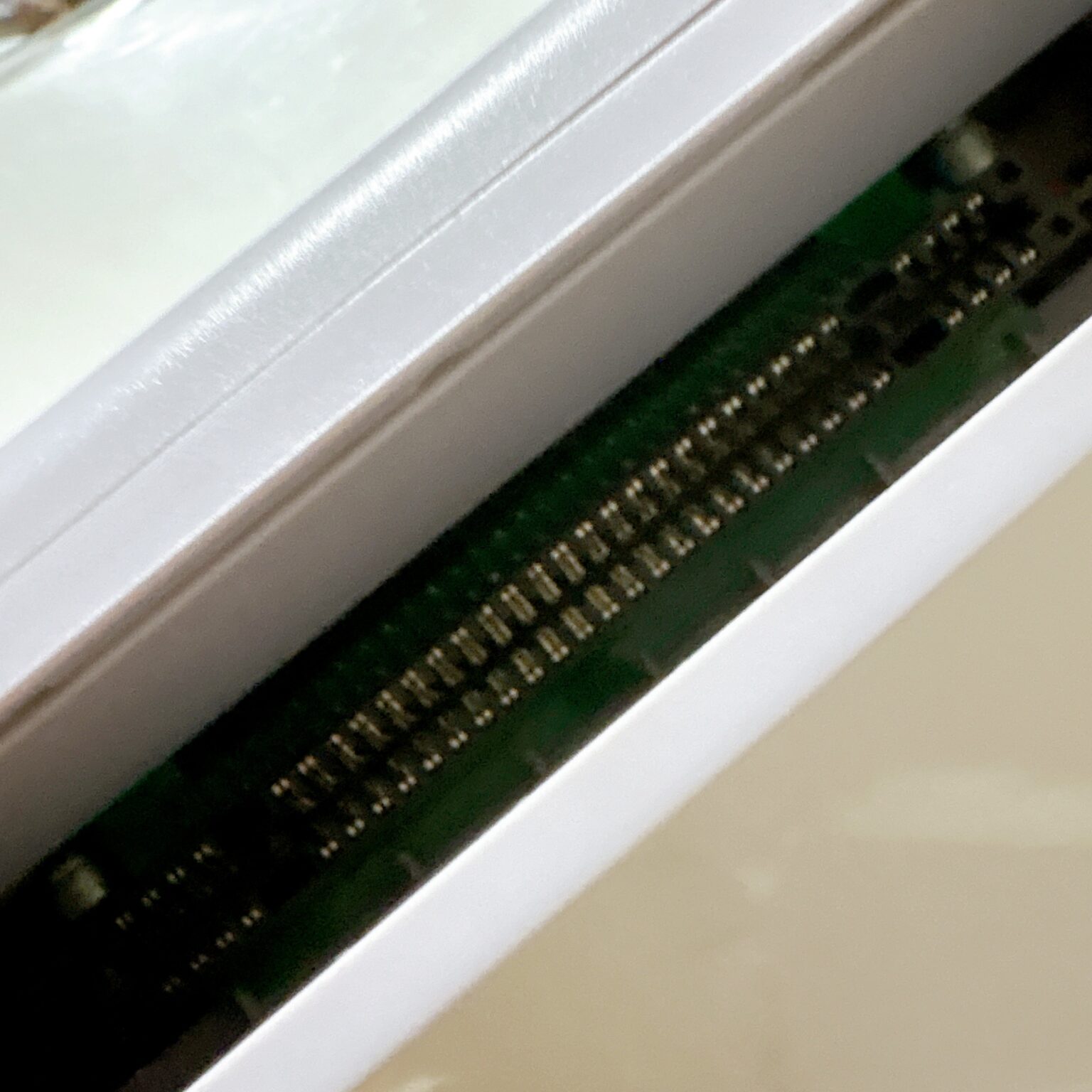 SFC互換機【IPS 16ビットポケット HD】寝転んで使ってみた | ひねもすのたりゲームする